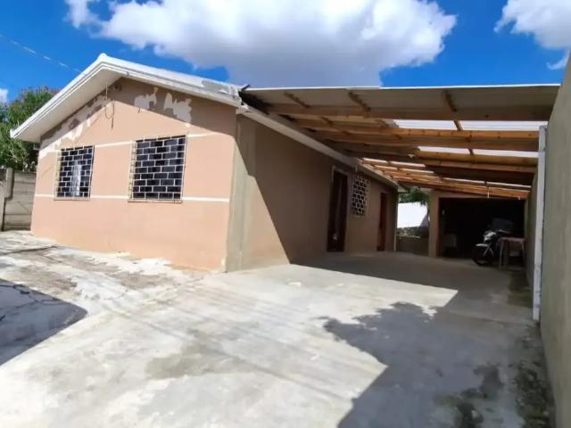 Casa / Sobrado para Venda em Ponta Grossa/PR Nova Rússia 3 Quartos