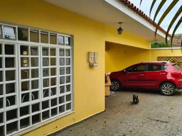 Casa / Sobrado para Venda em Ponta Grossa/PR Oficinas 4 Quartos