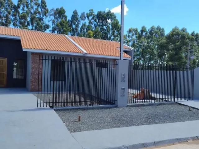 Casa / Sobrado para Venda em Ponta Grossa/PR Oficinas 2 Quartos