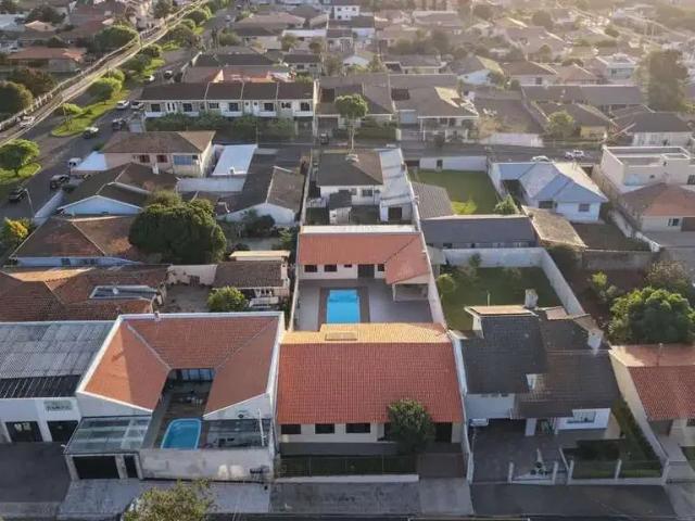 Casa / Sobrado para Venda em Ponta Grossa/PR Oficinas 3 Quartos