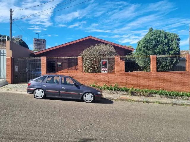 Casa / Sobrado para Venda em Ponta Grossa/PR Oficinas 3 Quartos