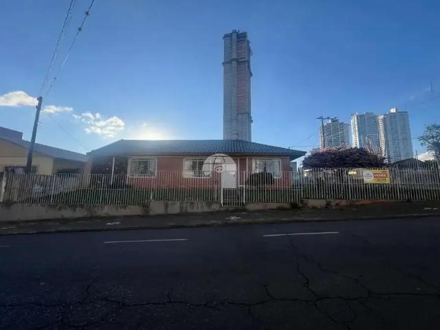 Casa / Sobrado para Venda em Ponta Grossa/PR Oficinas 3 Quartos