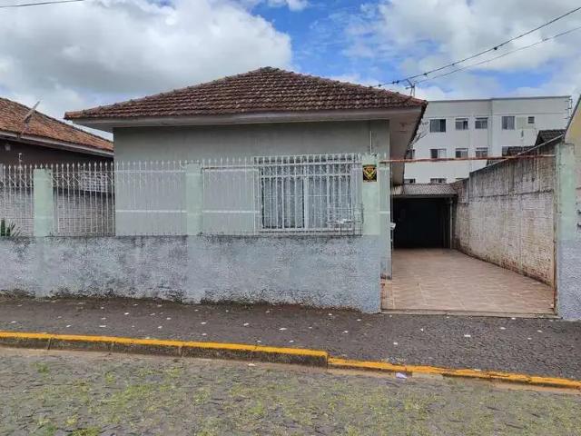 Casa / Sobrado para Venda em Ponta Grossa/PR Oficinas 3 Quartos