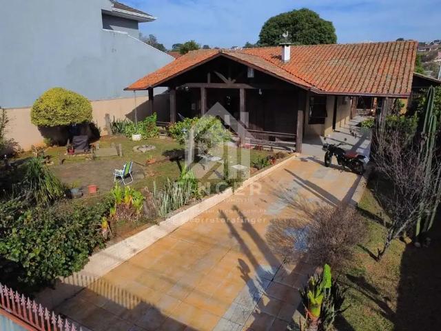 Casa / Sobrado para Venda em Ponta Grossa/PR Oficinas 3 Quartos