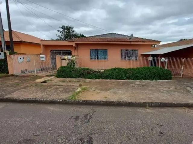 Casa / Sobrado para Venda em Ponta Grossa/PR Oficinas 3 Quartos