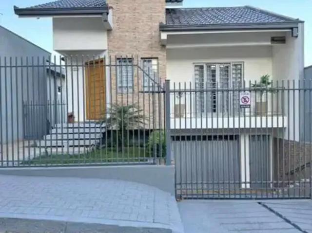Casa / Sobrado para Venda em Ponta Grossa/PR Olarias 3 Quartos