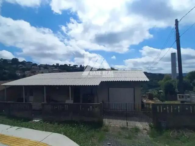 Casa / Sobrado para Venda em Ponta Grossa/PR Olarias 3 Quartos