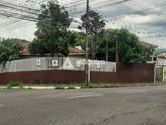 Casa / Sobrado para Venda em Ponta Grossa/PR Olarias 3 Quartos