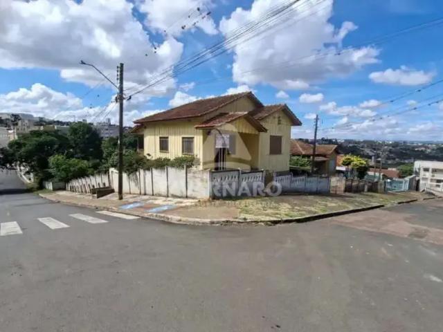 Casa / Sobrado para Venda em Ponta Grossa/PR Olarias 3 Quartos