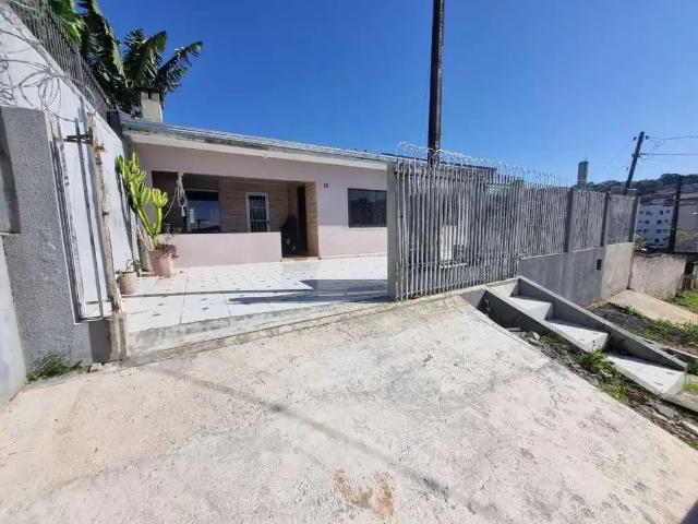 Casa / Sobrado para Venda em Ponta Grossa/PR Olarias 4 Quartos
