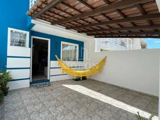 Casa / Sobrado para Venda em Ponta Grossa/PR Orfãs 2 Quartos
