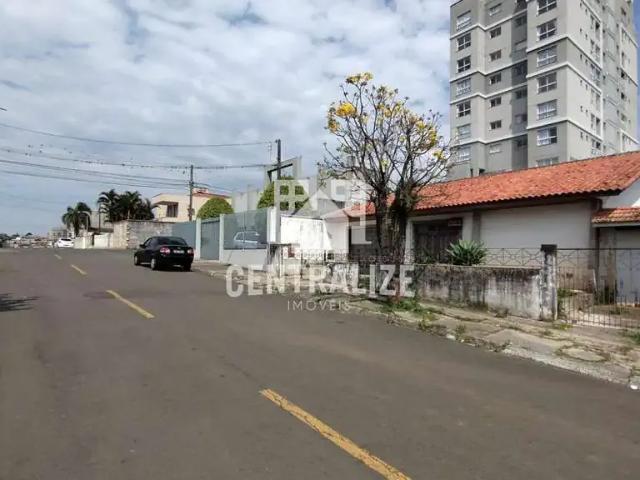 Casa / Sobrado para Venda em Ponta Grossa/PR Orfãs 3 Quartos