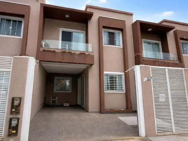 Casa / Sobrado para Venda em Ponta Grossa/PR Orfãs 3 Quartos