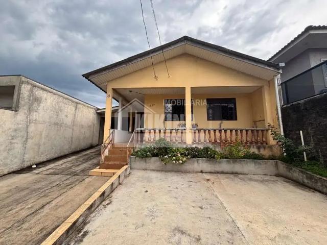 Casa / Sobrado para Venda em Ponta Grossa/PR Orfãs 3 Quartos