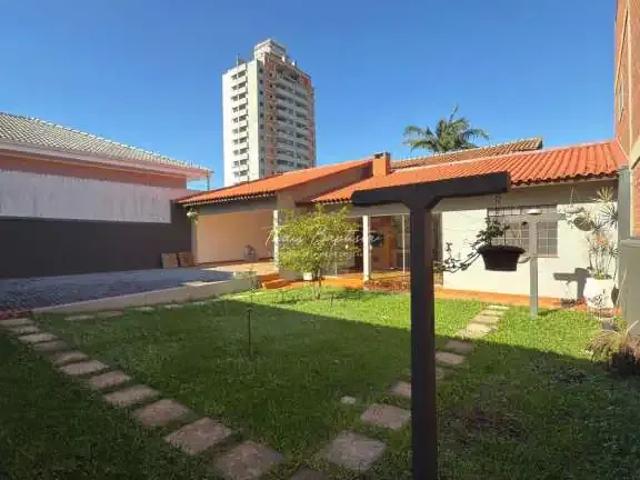 Casa / Sobrado para Venda em Ponta Grossa/PR Orfãs 3 Quartos