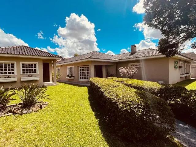 Casa / Sobrado para Venda em Ponta Grossa/PR Orfãs 3 Quartos