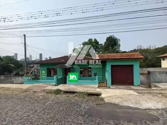 Casa / Sobrado para Venda em Ponta Grossa/PR Ronda 4 Quartos