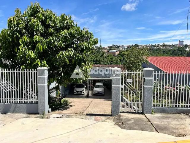 Casa / Sobrado para Venda em Ponta Grossa/PR Ronda 6 Quartos