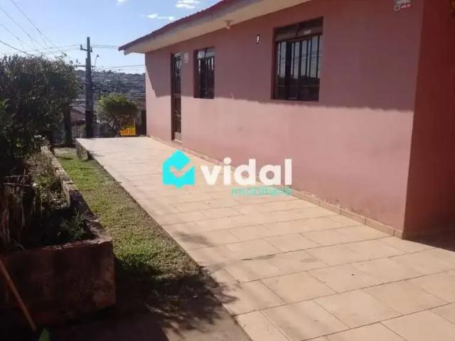 Casa / Sobrado para Venda em Ponta Grossa/PR Ronda 3 Quartos