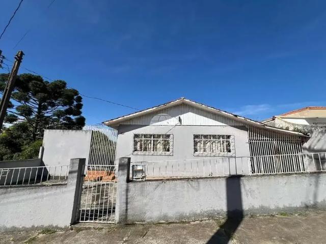 Casa / Sobrado para Venda em Ponta Grossa/PR Ronda 3 Quartos