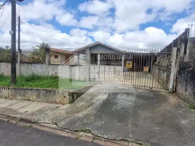 Casa / Sobrado para Venda em Ponta Grossa/PR Ronda 3 Quartos
