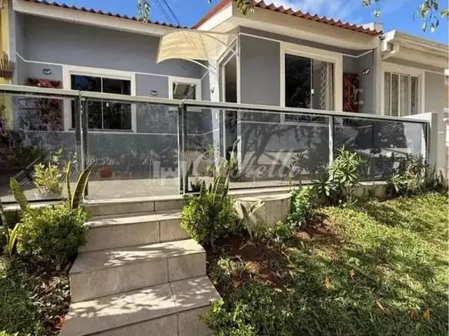 Casa / Sobrado para Venda em Ponta Grossa/PR Ronda 3 Quartos