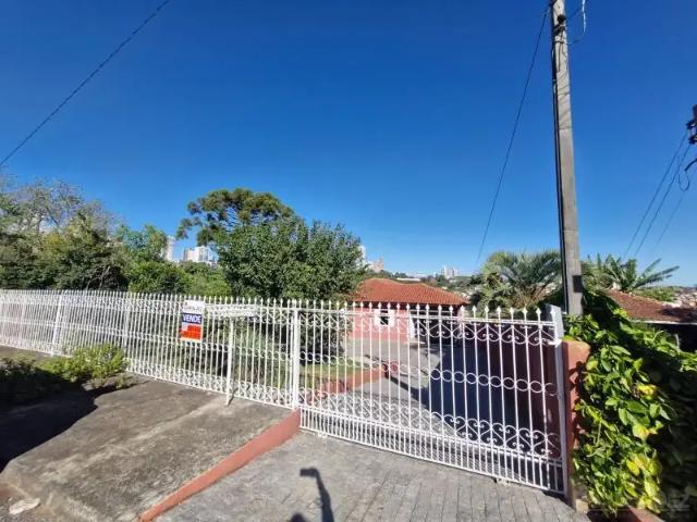 Casa / Sobrado para Venda em Ponta Grossa/PR Ronda 3 Quartos