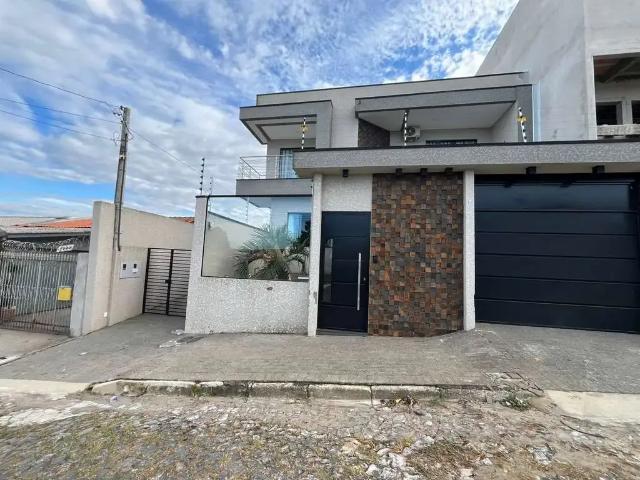 Casa / Sobrado para Venda em Ponta Grossa/PR Ronda 3 Quartos