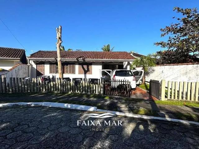 Casa / Sobrado para Venda em Pontal do Paraná/PR Canoas 2 Quartos
