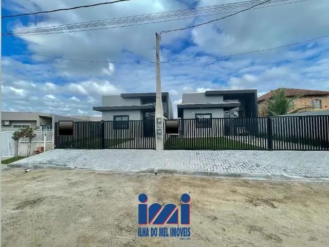 Casa / Sobrado para Venda em Pontal do Paraná/PR Canoas 3 Quartos
