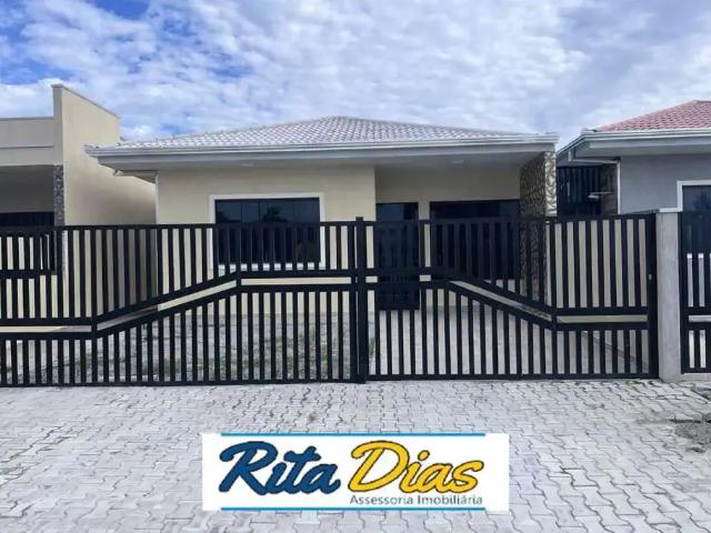 Casa / Sobrado para Venda em Pontal do Paraná/PR Canoas 3 Quartos