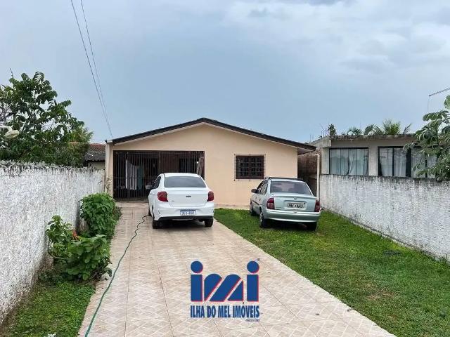 Casa / Sobrado para Venda em Pontal do Paraná/PR Canoas 3 Quartos