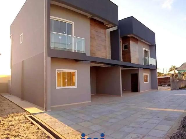 Casa / Sobrado para Venda em Pontal do Paraná/PR Carmery 3 Quartos