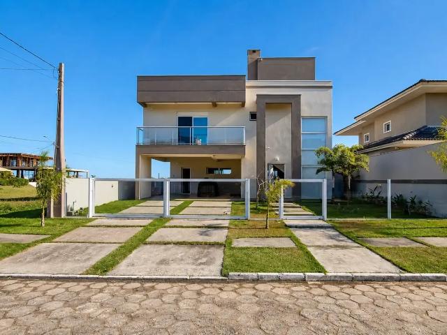 Casa / Sobrado para Venda em Pontal do Paraná/PR Atami 3 Quartos