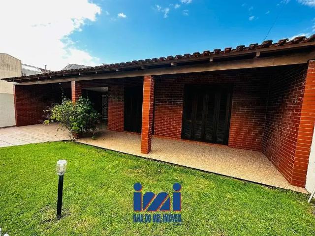 Casa / Sobrado para Venda em Pontal do Paraná/PR Atami 4 Quartos