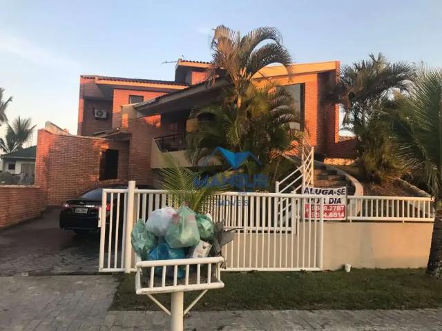 Casa / Sobrado para Venda em Pontal do Paraná/PR Atami 5 Quartos