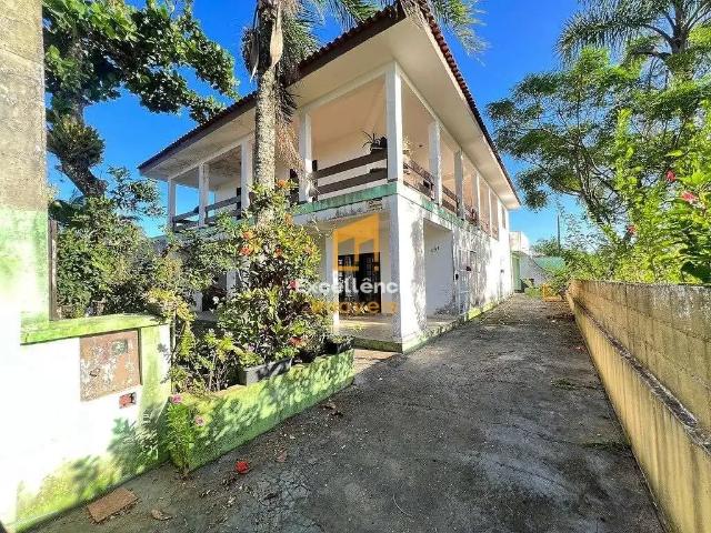 Casa / Sobrado para Venda em Pontal do Paraná/PR Balneário Itapuã 5 Quartos