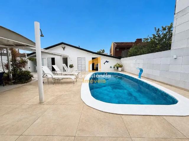 Casa / Sobrado para Venda em Pontal do Paraná/PR Guarapari 4 Quartos
