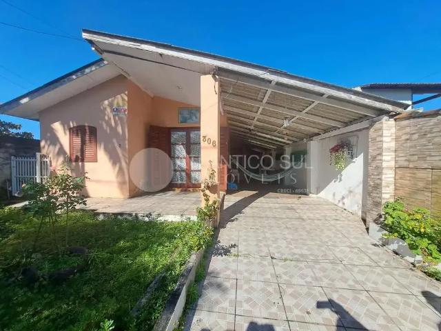 Casa / Sobrado para Venda em Pontal do Paraná/PR Grajaú 4 Quartos
