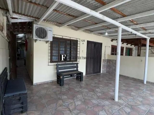 Casa / Sobrado para Venda em Pontal do Paraná/PR Jardim Canadá 3 Quartos