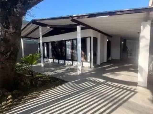 Casa / Sobrado para Venda em Pontal do Paraná/PR Jardim Jacarandá 3 Quartos