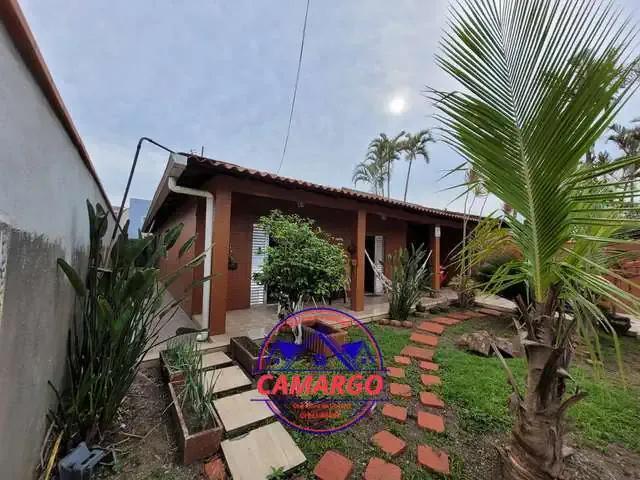 Casa / Sobrado para Venda em Pontal do Paraná/PR Luciane 4 Quartos