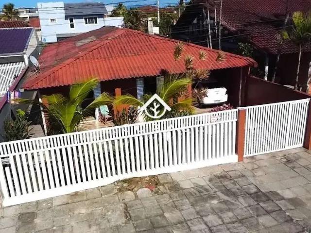 Casa / Sobrado para Venda em Pontal do Paraná/PR Luciane 4 Quartos