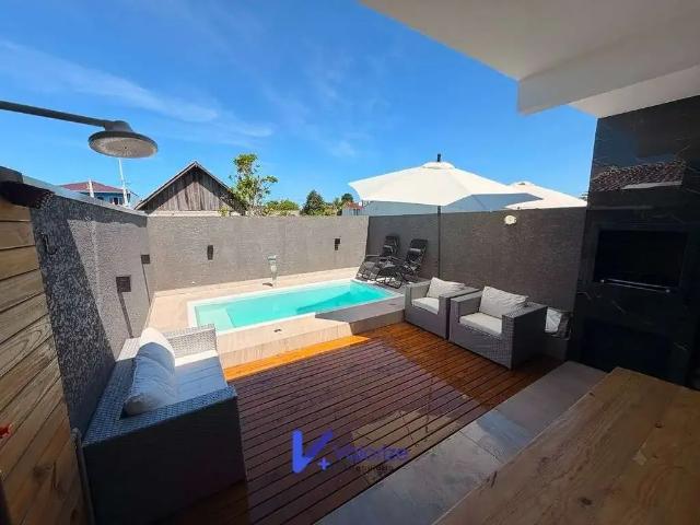 Casa / Sobrado para Venda em Pontal do Paraná/PR Santa Terezinha 3 Quartos