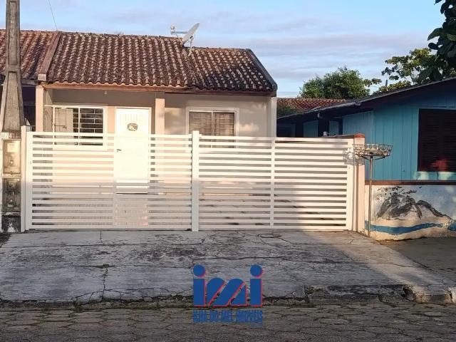 Casa / Sobrado para Venda em Pontal do Paraná/PR Santa Terezinha 3 Quartos