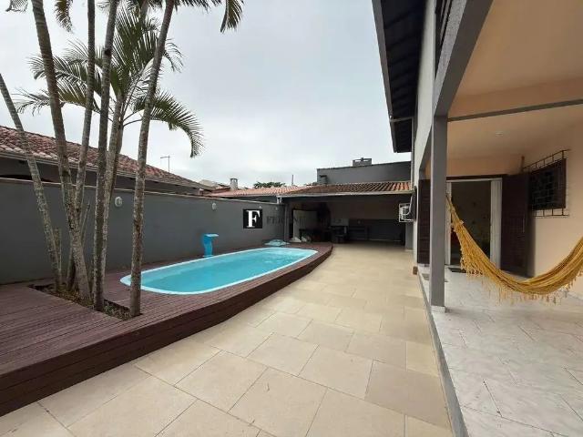 Casa / Sobrado para Venda em Pontal do Paraná/PR Santa Terezinha 5 Quartos
