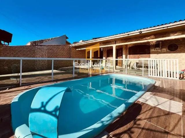 Casa / Sobrado para Venda em Pontal do Paraná/PR Santa Terezinha 6 Quartos