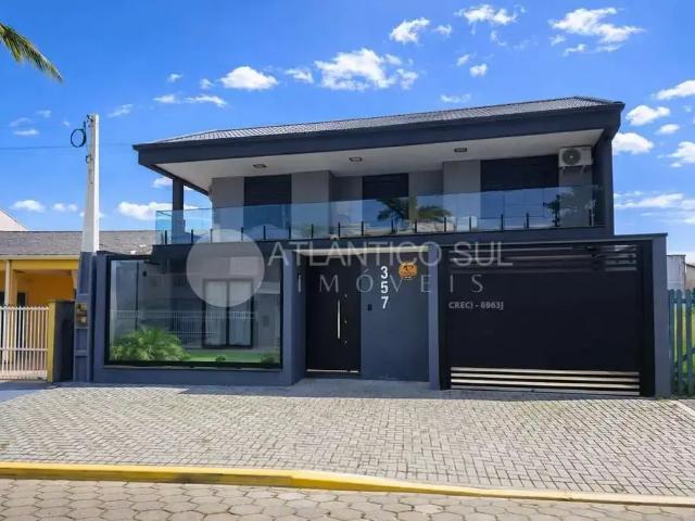 Casa / Sobrado para Venda em Pontal do Paraná/PR Santa Terezinha 5 Quartos