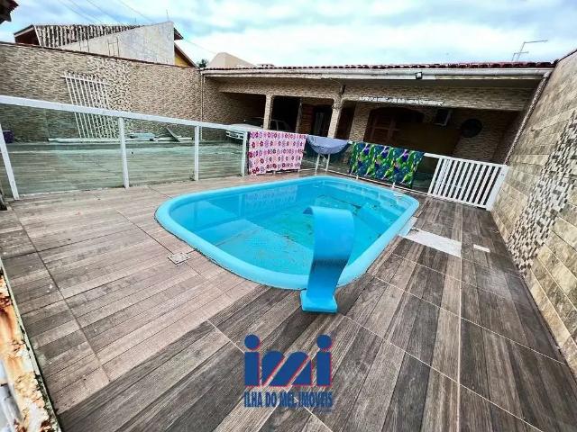 Casa / Sobrado para Venda em Pontal do Paraná/PR Santa Terezinha 6 Quartos
