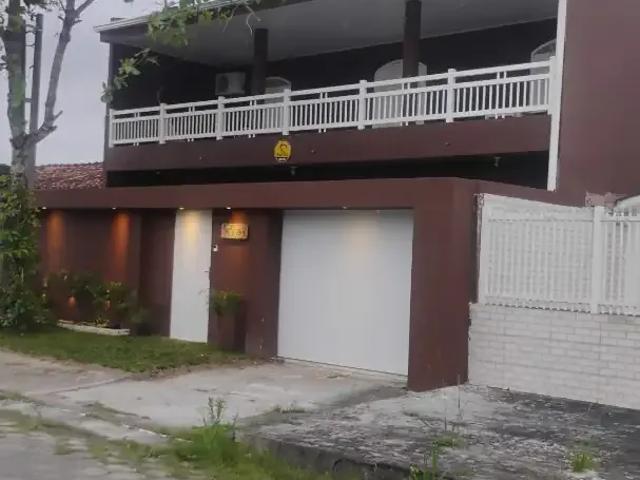 Casa / Sobrado para Venda em Pontal do Paraná/PR Shangri lá 4 Quartos